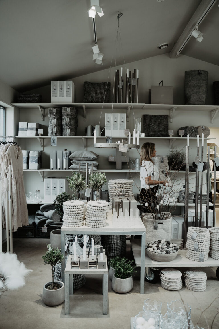 Inredningsbutik, café och modebutik | Grafitgrå